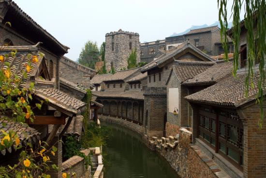 Gubei Water Town Day Tour from Beijing Jiuhua Hot Spring Experience ...