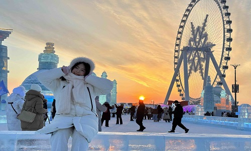 Ultimate Tour in Beijing and Harbin: Great Wall to Ice World